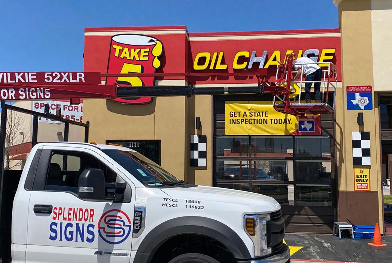 Installation – Splendor Signs